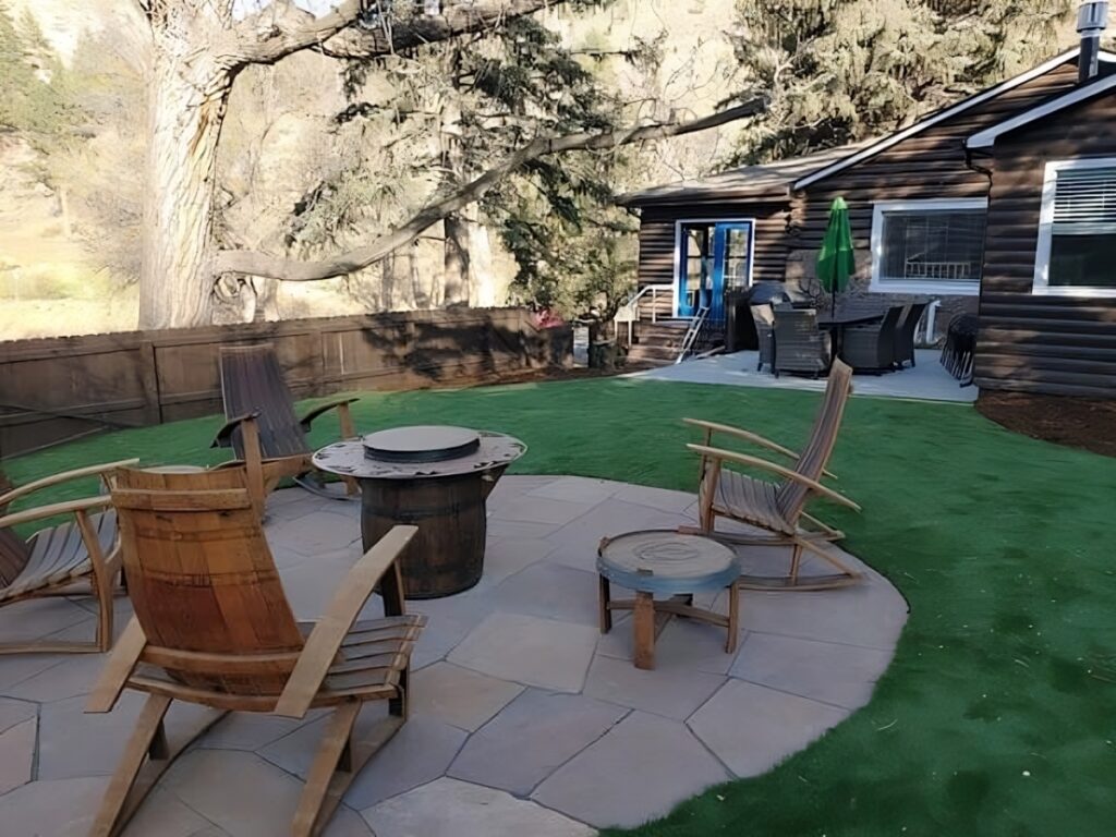 About Us | Stay in Lyons, Colorado